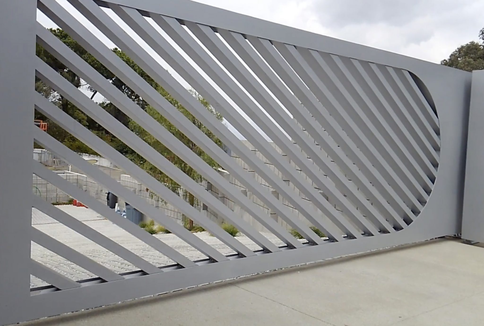 Heavy Duty Aluminum Sliding Gate in California - DuraGates : The one ...